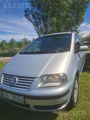 Grey Volkswagen Sharan 2002 in Ogre, with an engine capacity of 1.90 L and mileage of 327 thousand km for 1800 €, photo  on AUTOMOTO.COM.LV