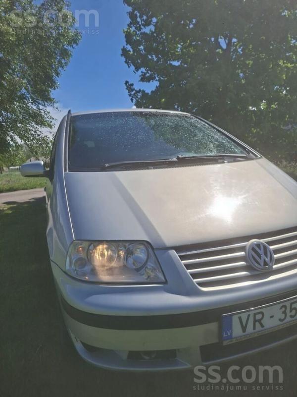 Grey Volkswagen Sharan 2002 in Ogre, with an engine capacity of 1.90 L and mileage of 327 thousand km for 1800 €, photo 2 on AUTOMOTO.COM.LV