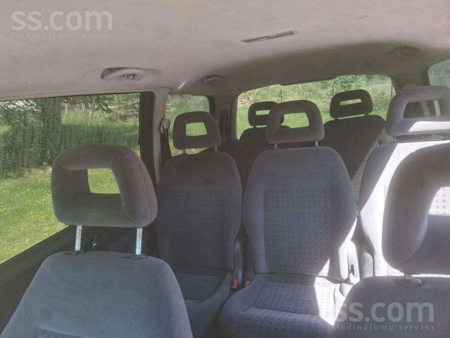 Grey Volkswagen Sharan 2002 in Ogre, with an engine capacity of 1.90 L and mileage of 327 thousand km for 1800 €, photo 9 on AUTOMOTO.COM.LV