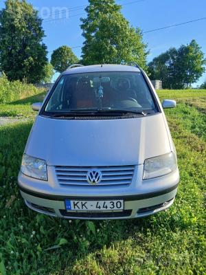 Pelēks Volkswagen Sharan 2002 Rēzekne, ar dzinēja tilpumu 1.90 L un nobraukumu 336 tūkst. km par 700 €, foto  vietnē AUTOMOTO.COM.LV