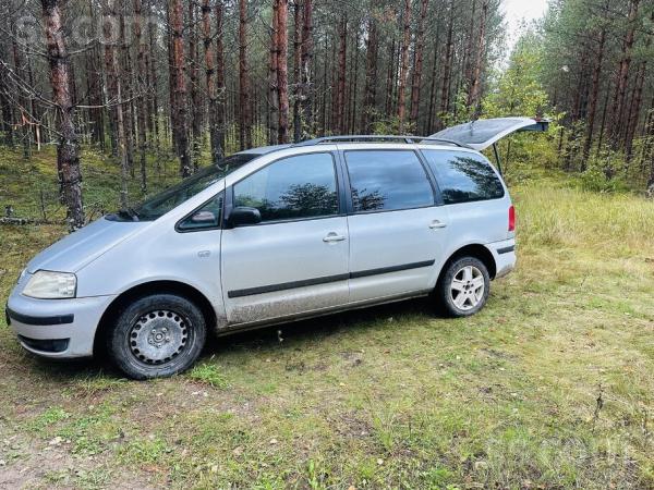 Серый Фольксваген Шаран 2002 в Мадона, объемом двигателя 1.90 л и пробегом 404 тыс. км за 1850 €, фото 1 на AUTOMOTO.COM.LV
