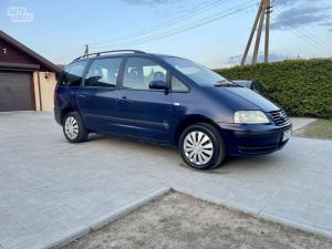 Pelēks Volkswagen Sharan 2003 Viļņa, ar dzinēja tilpumu 1.90 L un nobraukumu 370 tūkst. km par 1700 €, foto 4 vietnē AUTOMOTO.COM.LV
