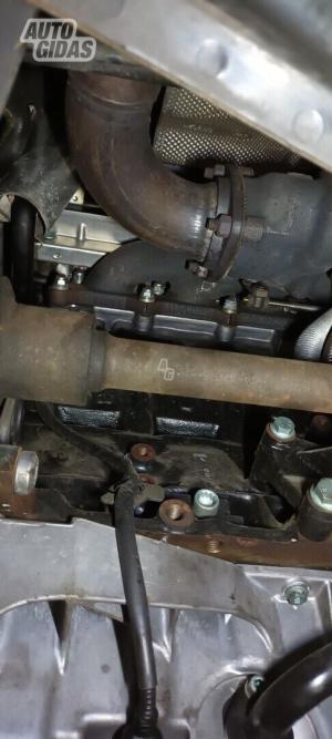 Pelēks Volkswagen Sharan 2003 Šauļi, ar dzinēja tilpumu 1.80 L un nobraukumu 146 tūkst. km par 2700 €, foto 20 vietnē AUTOMOTO.COM.LV