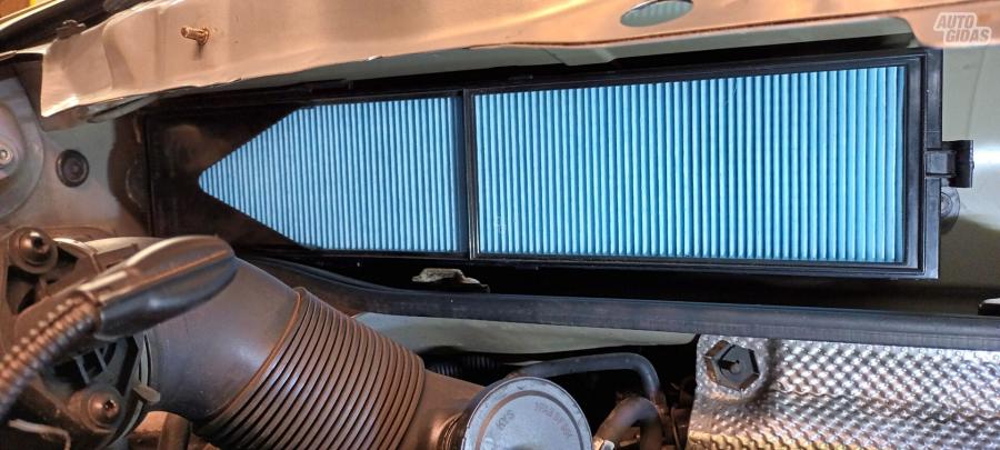 Pelēks Volkswagen Sharan 2003 Šauļi, ar dzinēja tilpumu 1.80 L un nobraukumu 146 tūkst. km par 2700 €, foto 21 vietnē AUTOMOTO.COM.LV