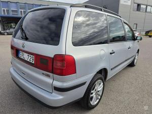 Grey Volkswagen Sharan 2003 in Kaunas, with an engine capacity of 1.90 L and mileage of 372 thousand km for 1250 €, photo 6 on AUTOMOTO.COM.LV