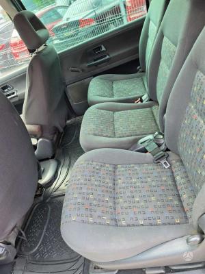 Grey Volkswagen Sharan 2003 in Kaunas, with an engine capacity of 1.90 L and mileage of 372 thousand km for 1250 €, photo 11 on AUTOMOTO.COM.LV