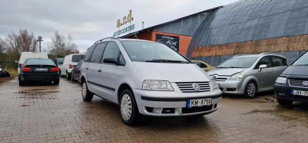 Grey Volkswagen Sharan 2003 in Valmiera, with an engine capacity of 1.90 L and mileage of 266 thousand km for 1400 €, photo 1 on AUTOMOTO.COM.LV