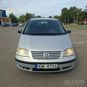 Серый Фольксваген Шаран 2003 в Рига, объемом двигателя 1.90 л и пробегом 291 тыс. км за 2490 €, фото 3 на AUTOMOTO.COM.LV
