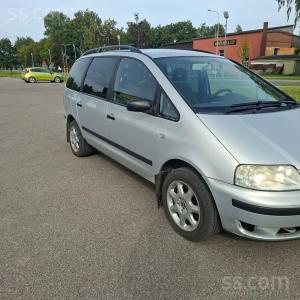 Серый Фольксваген Шаран 2003 в Рига, объемом двигателя 1.90 л и пробегом 291 тыс. км за 2490 €, фото 4 на AUTOMOTO.COM.LV