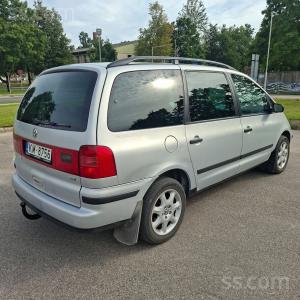 Серый Фольксваген Шаран 2003 в Рига, объемом двигателя 1.90 л и пробегом 291 тыс. км за 2490 €, фото 5 на AUTOMOTO.COM.LV