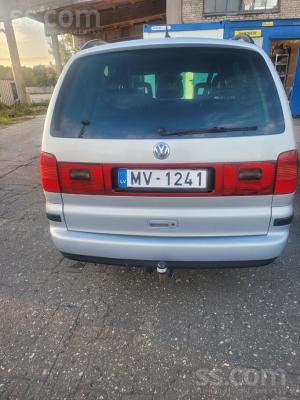 Grey Volkswagen Sharan 2003 in Riga, with an engine capacity of 1.90 L and mileage of 241 thousand km for 2300 €, photo 7 on AUTOMOTO.COM.LV