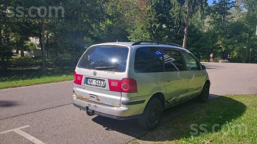 Pelēks Volkswagen Sharan 2003 Alūksne, ar dzinēja tilpumu 1.90 L un nobraukumu 0 tūkst. km par 850 €, foto 7 vietnē AUTOMOTO.COM.LV