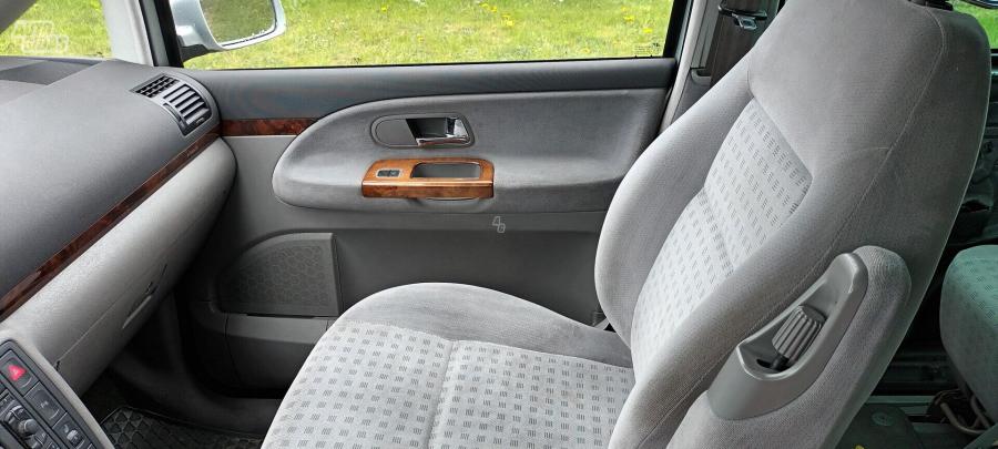 Pelēks Volkswagen Sharan 2003 Šauļi, ar dzinēja tilpumu 1.80 L un nobraukumu 146 tūkst. km par 3750 €, foto 11 vietnē AUTOMOTO.COM.LV