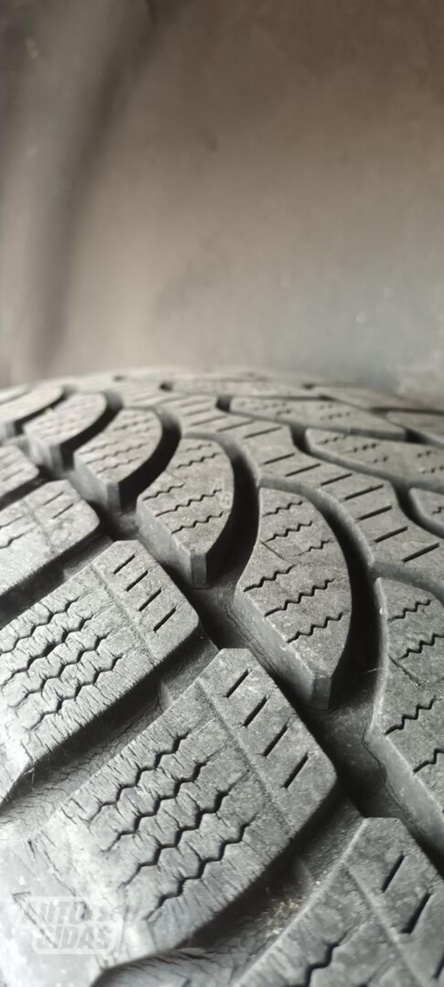 Pelēks Volkswagen Sharan 2003 Šauļi, ar dzinēja tilpumu 1.80 L un nobraukumu 146 tūkst. km par 3750 €, foto 16 vietnē AUTOMOTO.COM.LV