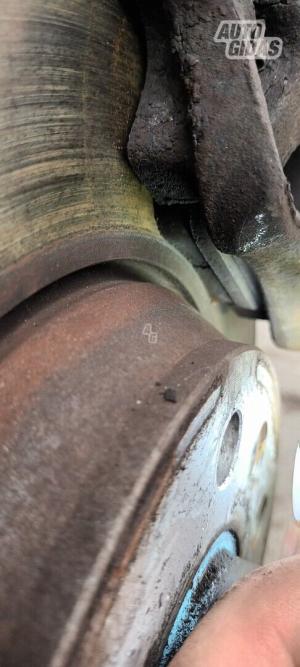 Pelēks Volkswagen Sharan 2003 Šauļi, ar dzinēja tilpumu 1.80 L un nobraukumu 146 tūkst. km par 3750 €, foto 21 vietnē AUTOMOTO.COM.LV