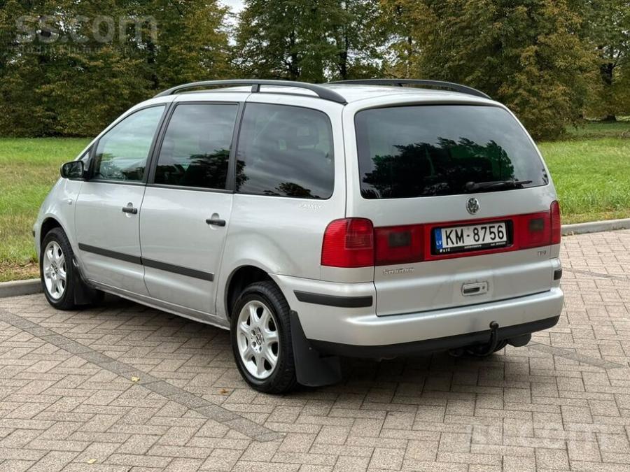 Grey Volkswagen Sharan 2003 in Riga, with an engine capacity of 1.90 L and mileage of 292 thousand km for 1590 €, photo 6 on AUTOMOTO.COM.LV