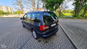 Grey Volkswagen Sharan 2004 in Kaunas, with an engine capacity of 1.90 L and mileage of 415 thousand km for 1850 €, photo 6 on AUTOMOTO.COM.LV
