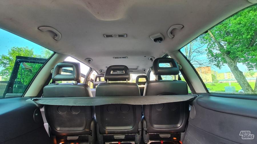 Grey Volkswagen Sharan 2004 in Kaunas, with an engine capacity of 1.90 L and mileage of 415 thousand km for 1850 €, photo 15 on AUTOMOTO.COM.LV