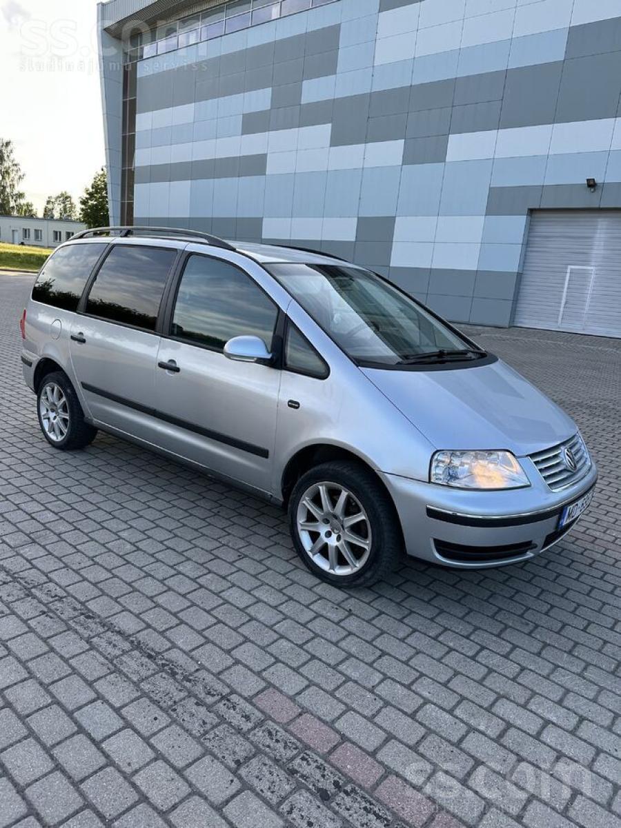 Grey Volkswagen Sharan 2004 in Dobele, with an engine capacity of 1.90 L and mileage of 337 thousand km for 1790 €, photo 5 on AUTOMOTO.COM.LV