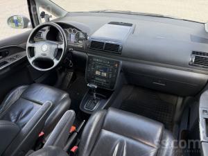 Pelēks Volkswagen Sharan 2004 Rīga, ar dzinēja tilpumu 1.90 L un nobraukumu 351 tūkst. km par 1890 €, foto 6 vietnē AUTOMOTO.COM.LV