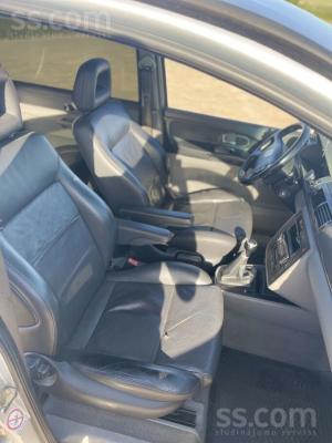 Pelēks Volkswagen Sharan 2004 Tukums, ar dzinēja tilpumu 1.90 L un nobraukumu 372 tūkst. km par 1500 €, foto 9 vietnē AUTOMOTO.COM.LV