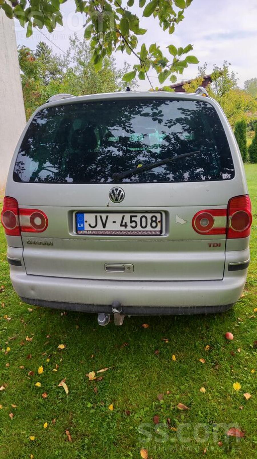 Pelēks Volkswagen Sharan 2004 Gulbene, ar dzinēja tilpumu 1.90 L un nobraukumu 293 tūkst. km par 2200 €, foto 5 vietnē AUTOMOTO.COM.LV