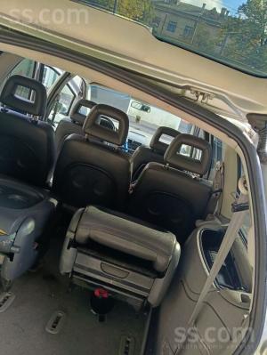 Grey Volkswagen Sharan 2004 in Riga, with an engine capacity of 1.90 L and mileage of 376 thousand km for 1620 €, photo 15 on AUTOMOTO.COM.LV