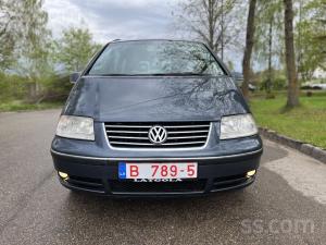 Pelēks Volkswagen Sharan 2005 Rēzekne, ar dzinēja tilpumu 1.90 L un nobraukumu 400 tūkst. km par 2250 €, foto 1 vietnē AUTOMOTO.COM.LV