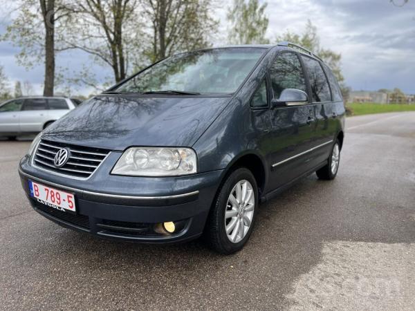 Grey Volkswagen Sharan 2005 in Rezekne, with an engine capacity of 1.90 L and mileage of 400 thousand km for 2250 €, photo 2 on AUTOMOTO.COM.LV