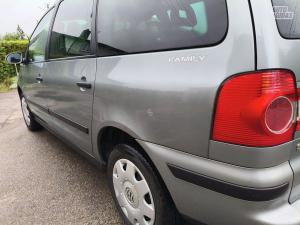 Pelēks Volkswagen Sharan 2005 Joniškis, ar dzinēja tilpumu 1.90 L un nobraukumu 239 tūkst. km par 2499 €, foto 4 vietnē AUTOMOTO.COM.LV