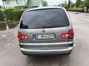 Pelēks Volkswagen Sharan 2005 Joniškis, ar dzinēja tilpumu 1.90 L un nobraukumu 239 tūkst. km par 2499 €, foto 14 vietnē AUTOMOTO.COM.LV