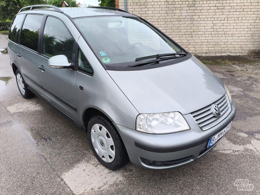 Pelēks Volkswagen Sharan 2005 Joniškis, ar dzinēja tilpumu 1.90 L un nobraukumu 239 tūkst. km par 2499 €, foto 17 vietnē AUTOMOTO.COM.LV