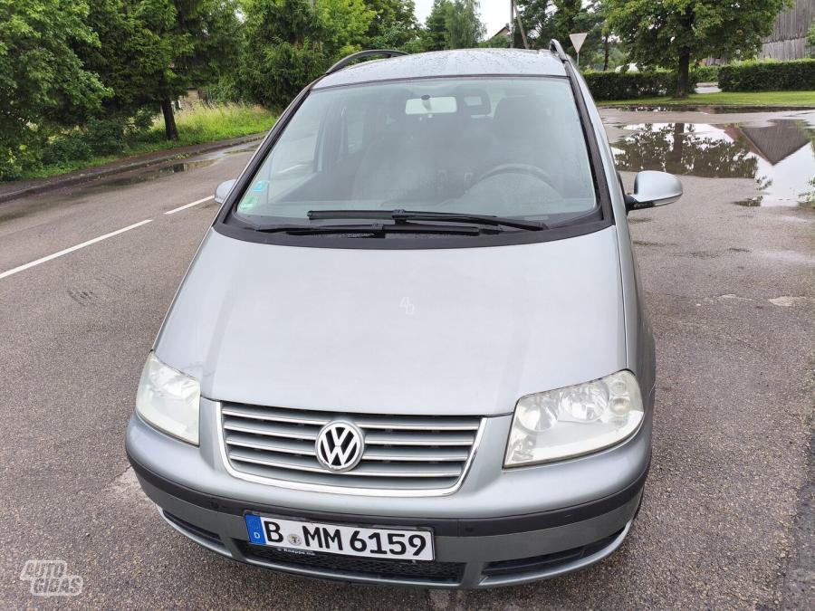Pelēks Volkswagen Sharan 2005 Joniškis, ar dzinēja tilpumu 1.90 L un nobraukumu 239 tūkst. km par 2499 €, foto 18 vietnē AUTOMOTO.COM.LV