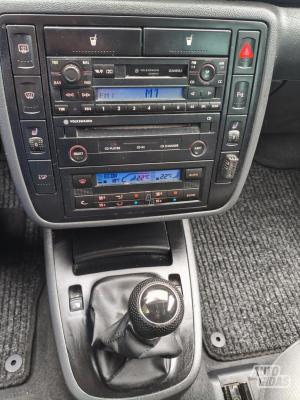Pelēks Volkswagen Sharan 2005 Joniškis, ar dzinēja tilpumu 1.90 L un nobraukumu 239 tūkst. km par 2499 €, foto 21 vietnē AUTOMOTO.COM.LV
