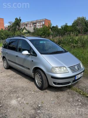 Pelēks Volkswagen Sharan 2005 Ludza, ar dzinēja tilpumu 1.90 L un nobraukumu 420 tūkst. km par 1100 €, foto 3 vietnē AUTOMOTO.COM.LV