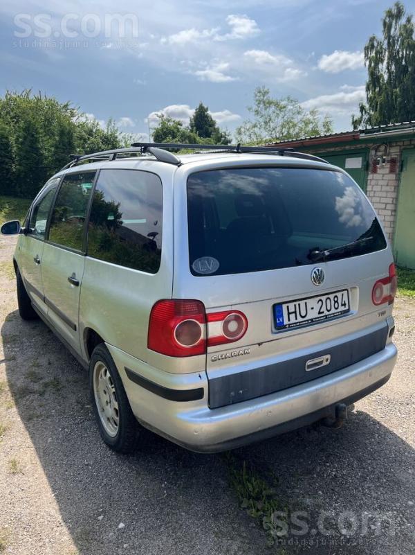 Grey Volkswagen Sharan 2005 in Ludza, with an engine capacity of 1.90 L and mileage of 420 thousand km for 1100 €, photo 3 on AUTOMOTO.COM.LV