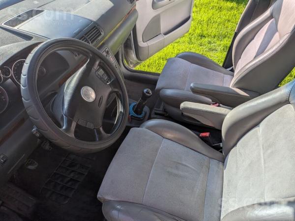 Pelēks Volkswagen Sharan 2005 Ventspils, ar dzinēja tilpumu 1.90 L un nobraukumu 598 tūkst. km par 1500 €, foto 10 vietnē AUTOMOTO.COM.LV