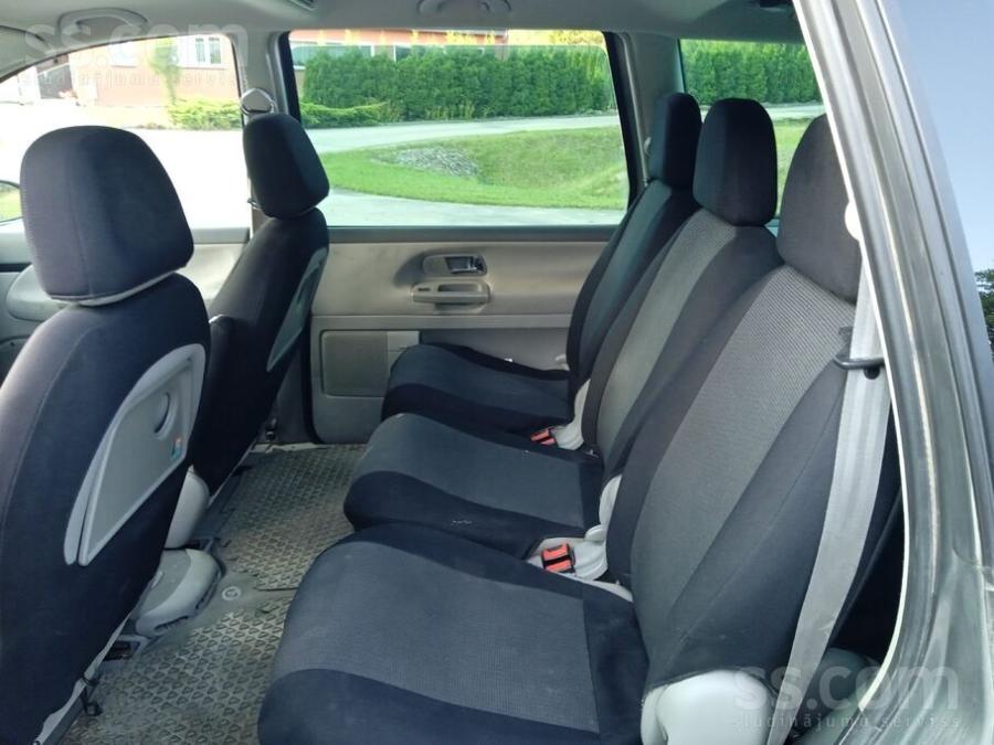 Grey Volkswagen Sharan 2005 in Jekabpils, with an engine capacity of 1.90 L and mileage of 289 thousand km for 1250 €, photo 7 on AUTOMOTO.COM.LV