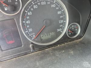 Grey Volkswagen Sharan 2005 in Siauliai, with an engine capacity of 1.90 L and mileage of 299 thousand km for 999 €, photo 15 on AUTOMOTO.COM.LV
