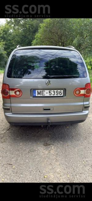 Grey Volkswagen Sharan 2005 in Kraslava, with an engine capacity of 1.90 L and mileage of 290 thousand km for 2200 €, photo 4 on AUTOMOTO.COM.LV