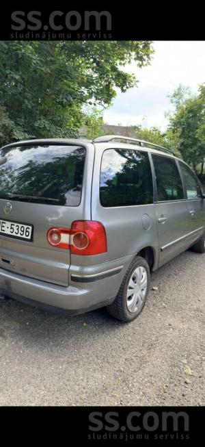 Grey Volkswagen Sharan 2005 in Kraslava, with an engine capacity of 1.90 L and mileage of 290 thousand km for 2200 €, photo 6 on AUTOMOTO.COM.LV
