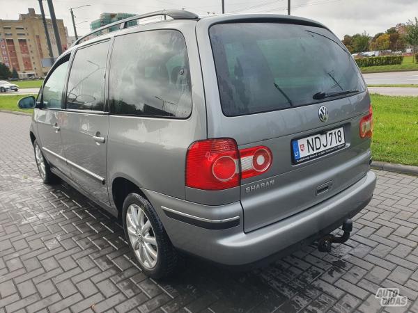 Фольксваген Шаран 2005 в Каунас на AUTOMOTO.COM.LV Серый Фольксваген Шаран 2005 в Каунас, объемом двигателя 2.00 л и пробегом 273 тыс. км за 1100 €, фото 1 на AUTOMOTO.COM.LV