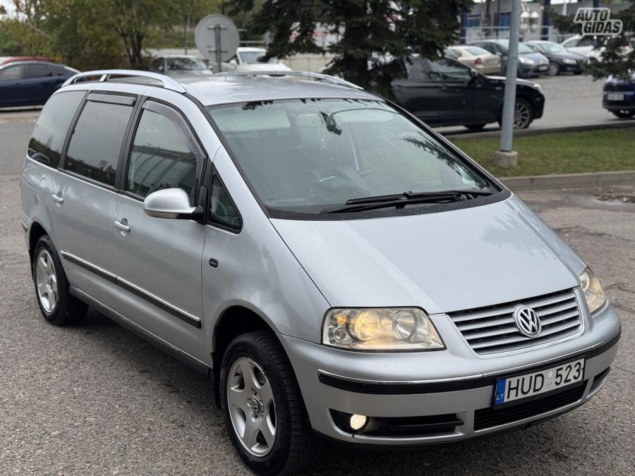 Pelēks Volkswagen Sharan 2005 Kauņa, ar dzinēja tilpumu 1.90 L un nobraukumu 0 tūkst. km par 2350 €, foto 4 vietnē AUTOMOTO.COM.LV