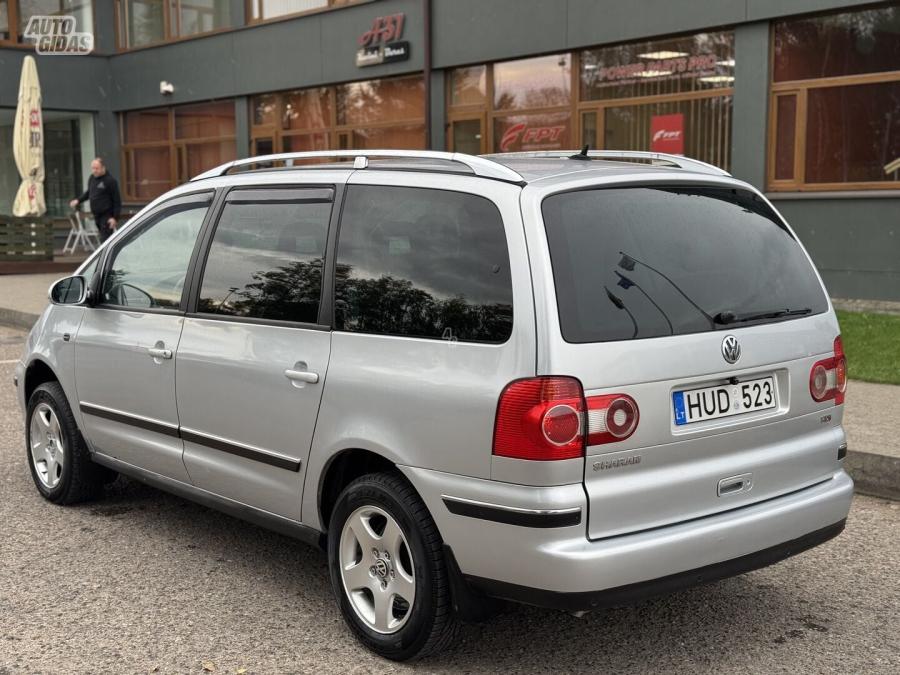 Pelēks Volkswagen Sharan 2005 Kauņa, ar dzinēja tilpumu 1.90 L un nobraukumu 0 tūkst. km par 2350 €, foto 5 vietnē AUTOMOTO.COM.LV