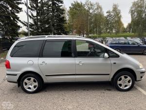 Pelēks Volkswagen Sharan 2005 Kauņa, ar dzinēja tilpumu 1.90 L un nobraukumu 0 tūkst. km par 2350 €, foto 7 vietnē AUTOMOTO.COM.LV