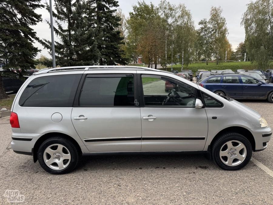 Pelēks Volkswagen Sharan 2005 Kauņa, ar dzinēja tilpumu 1.90 L un nobraukumu 0 tūkst. km par 2350 €, foto 7 vietnē AUTOMOTO.COM.LV