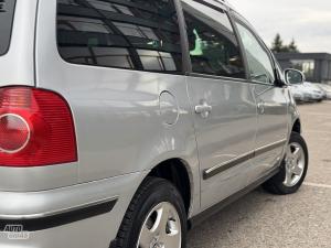 Pelēks Volkswagen Sharan 2005 Kauņa, ar dzinēja tilpumu 1.90 L un nobraukumu 0 tūkst. km par 2350 €, foto 13 vietnē AUTOMOTO.COM.LV