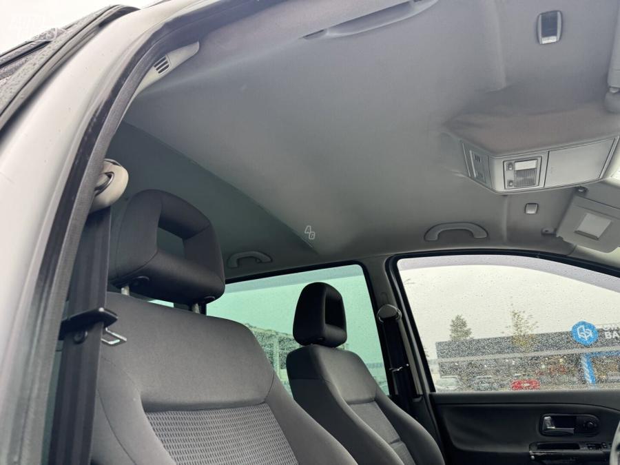 Pelēks Volkswagen Sharan 2005 Kauņa, ar dzinēja tilpumu 1.90 L un nobraukumu 0 tūkst. km par 2350 €, foto 34 vietnē AUTOMOTO.COM.LV