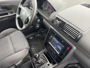 Pelēks Volkswagen Sharan 2005 Kauņa, ar dzinēja tilpumu 1.90 L un nobraukumu 0 tūkst. km par 2350 €, foto 35 vietnē AUTOMOTO.COM.LV