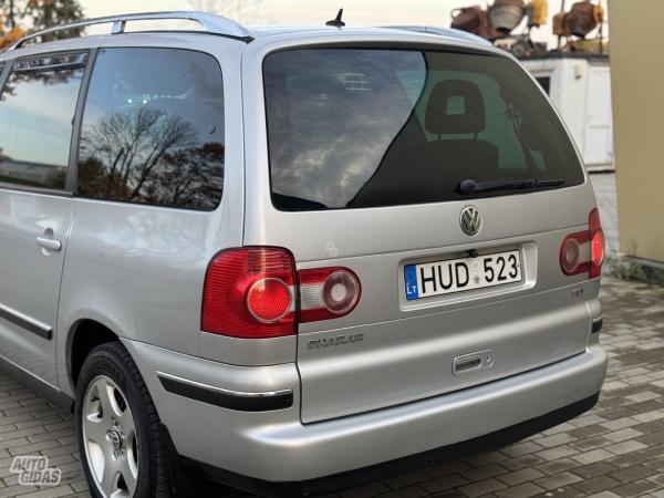 Pelēks Volkswagen Sharan 2005 Kauņa, ar dzinēja tilpumu 1.90 L un nobraukumu 0 tūkst. km par 2300 €, foto 7 vietnē AUTOMOTO.COM.LV